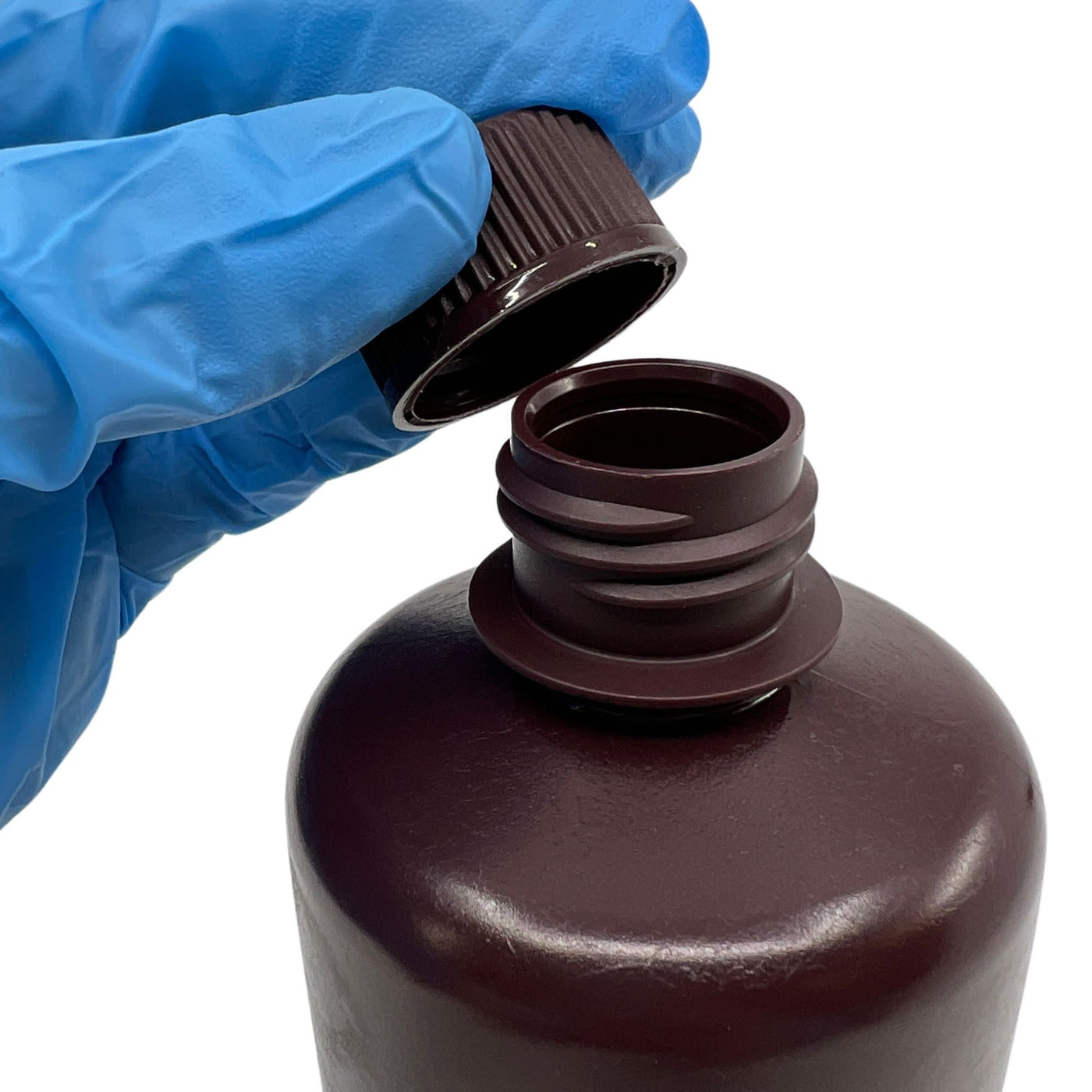 Eisco - Bulk Pack of 250 250mL Narrow Mouth HDPE Amber Reagent Bottles ...