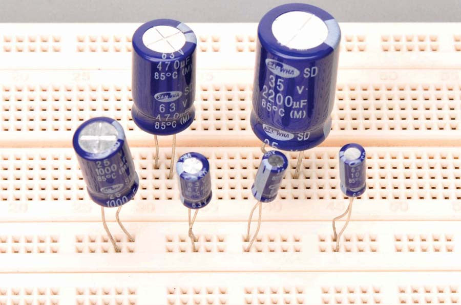 Capacitors- 25V, 22?‘F — Eisco Labs