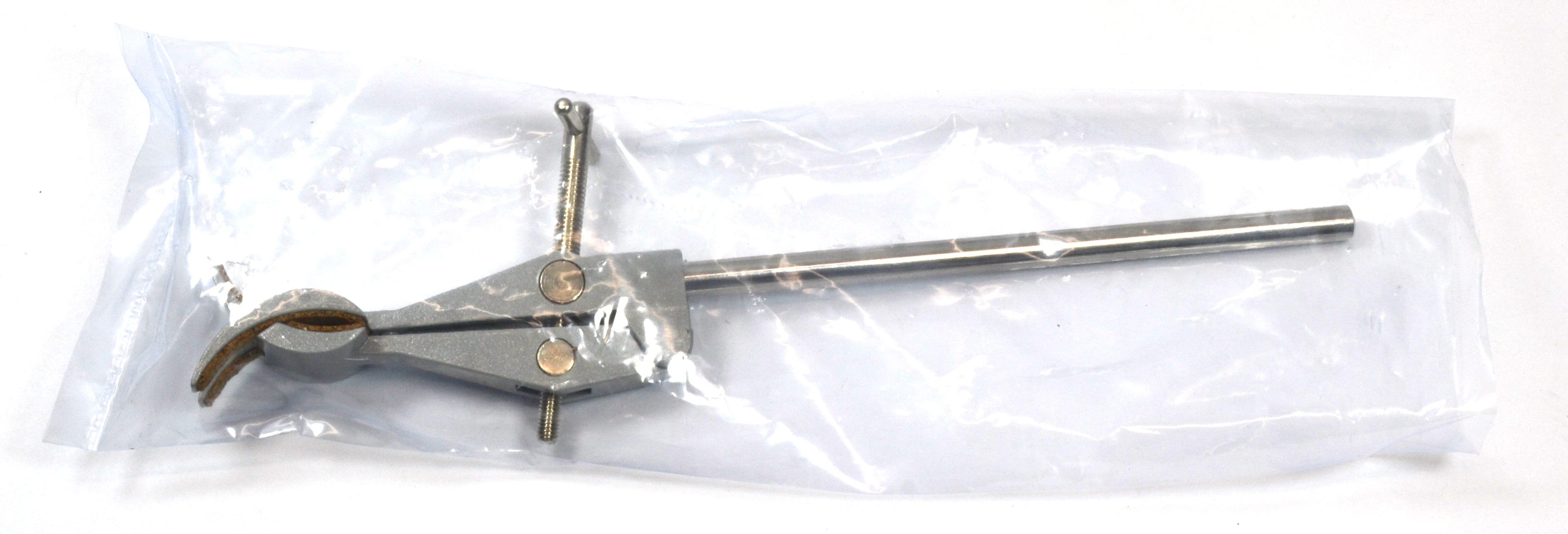 Eisco Labs Retort Clamp - 4-Prong, Powder-Coated